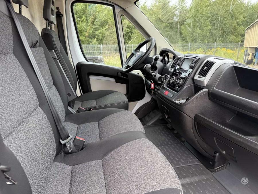 White Fiat Ducato 2018 in Vilnius, with an engine capacity of 2.30 L and mileage of 383 thousand km for 9900 €, photo 22 on AUTOMOTO.COM.LV
