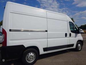 White Fiat Ducato 2018 in Taurage, with an engine capacity of 2.30 L and mileage of 190 thousand km for 10285 €, photo 9 on AUTOMOTO.COM.LV