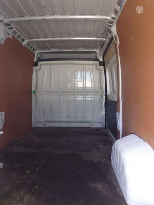White Fiat Ducato 2018 in Taurage, with an engine capacity of 2.30 L and mileage of 190 thousand km for 10285 €, photo 12 on AUTOMOTO.COM.LV