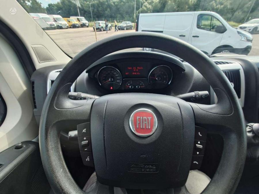 White Fiat Ducato 2018 in Taurage, with an engine capacity of 2.30 L and mileage of 190 thousand km for 10285 €, photo 15 on AUTOMOTO.COM.LV