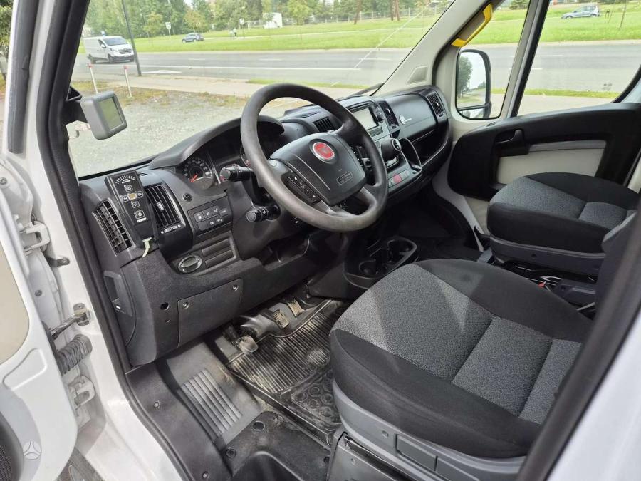 White Fiat Ducato 2018 in Kaunas, with an engine capacity of 2.30 L and mileage of 232 thousand km for 7850 €, photo 7 on AUTOMOTO.COM.LV