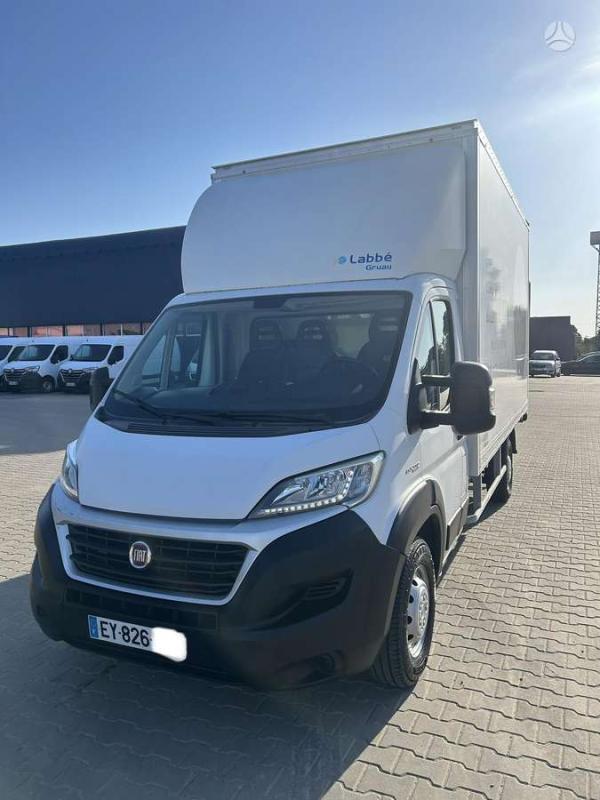 White Fiat Ducato 2018 in Kaunas, with an engine capacity of 2.30 L and mileage of 228 thousand km for 12500 €, photo 1 on AUTOMOTO.COM.LV