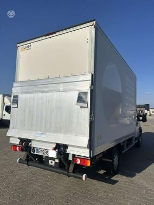 White Fiat Ducato 2018 in Kaunas, with an engine capacity of 2.30 L and mileage of 228 thousand km for 12500 €, photo 6 on AUTOMOTO.COM.LV
