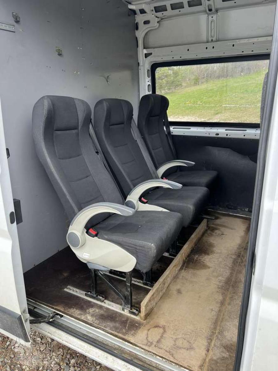 Balts Fiat Ducato 2018 Jurbarkas, ar dzinēja tilpumu 2.29 L un nobraukumu 268 tūkst. km par 8100 €, foto 9 vietnē AUTOMOTO.COM.LV