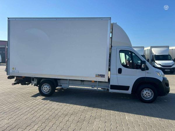 Fiat Ducato 2018 Kauņa vietnē Balts Fiat Ducato 2018 Kauņa, ar dzinēja tilpumu 2.30 L un nobraukumu 228 tūkst. km par 11300 €, foto 3 vietnē AUTOMOTO.COM.LV