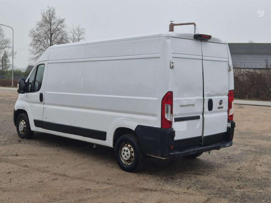 Balts Fiat Ducato 2019 Tauragė, ar dzinēja tilpumu 2.30 L un nobraukumu 293 tūkst. km par 6800 €, foto 2 vietnē AUTOMOTO.COM.LV