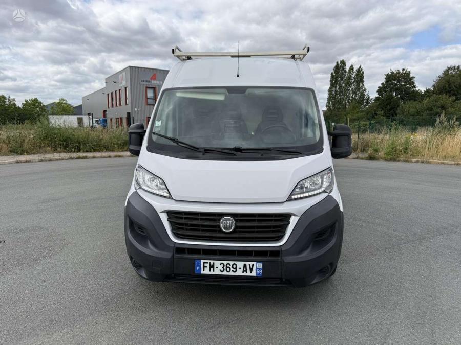 White Fiat Ducato 2019 in Kaunas, with an engine capacity of 2.30 L and mileage of 354 thousand km for 5700 €, photo 3 on AUTOMOTO.COM.LV