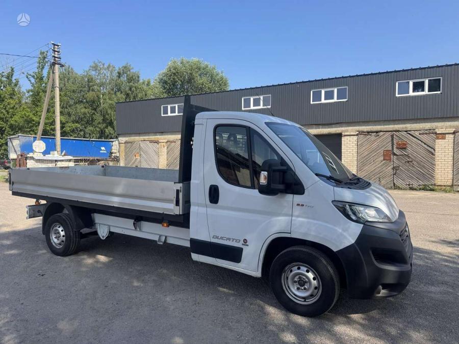 Balts Fiat Ducato 2019 Šakiai, ar dzinēja tilpumu 2.29 L un nobraukumu 261 tūkst. km par 12705 €, foto 8 vietnē AUTOMOTO.COM.LV