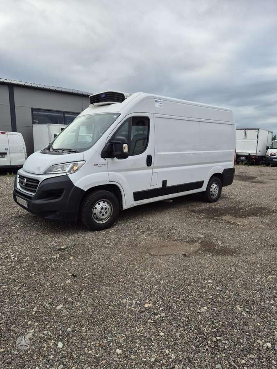 White Fiat Ducato 2019 in Kaunas, with an engine capacity of 2.30 L and mileage of 450 thousand km for 5980 €, photo 1 on AUTOMOTO.COM.LV
