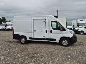 White Fiat Ducato 2019 in Kaunas, with an engine capacity of 2.30 L and mileage of 450 thousand km for 5980 €, photo 5 on AUTOMOTO.COM.LV