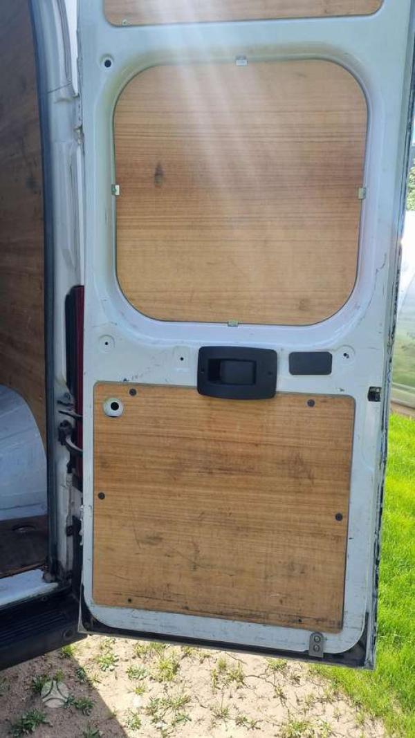 White Fiat Ducato 2019 in Panevezys, with an engine capacity of 2.30 L and mileage of 136 thousand km for 11000 €, photo 9 on AUTOMOTO.COM.LV