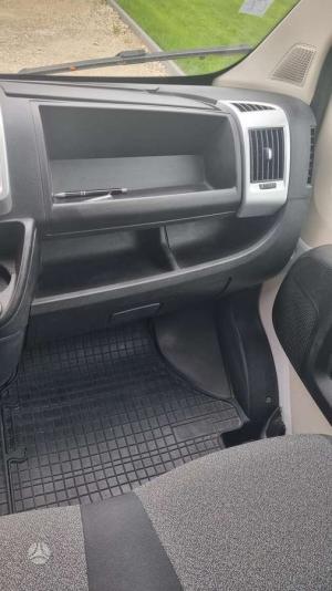 White Fiat Ducato 2019 in Panevezys, with an engine capacity of 2.30 L and mileage of 136 thousand km for 11000 €, photo 15 on AUTOMOTO.COM.LV