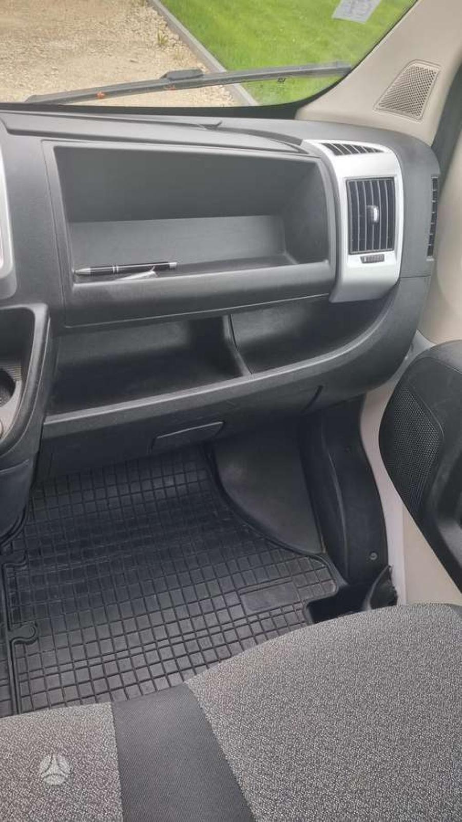 White Fiat Ducato 2019 in Panevezys, with an engine capacity of 2.30 L and mileage of 136 thousand km for 11000 €, photo 15 on AUTOMOTO.COM.LV