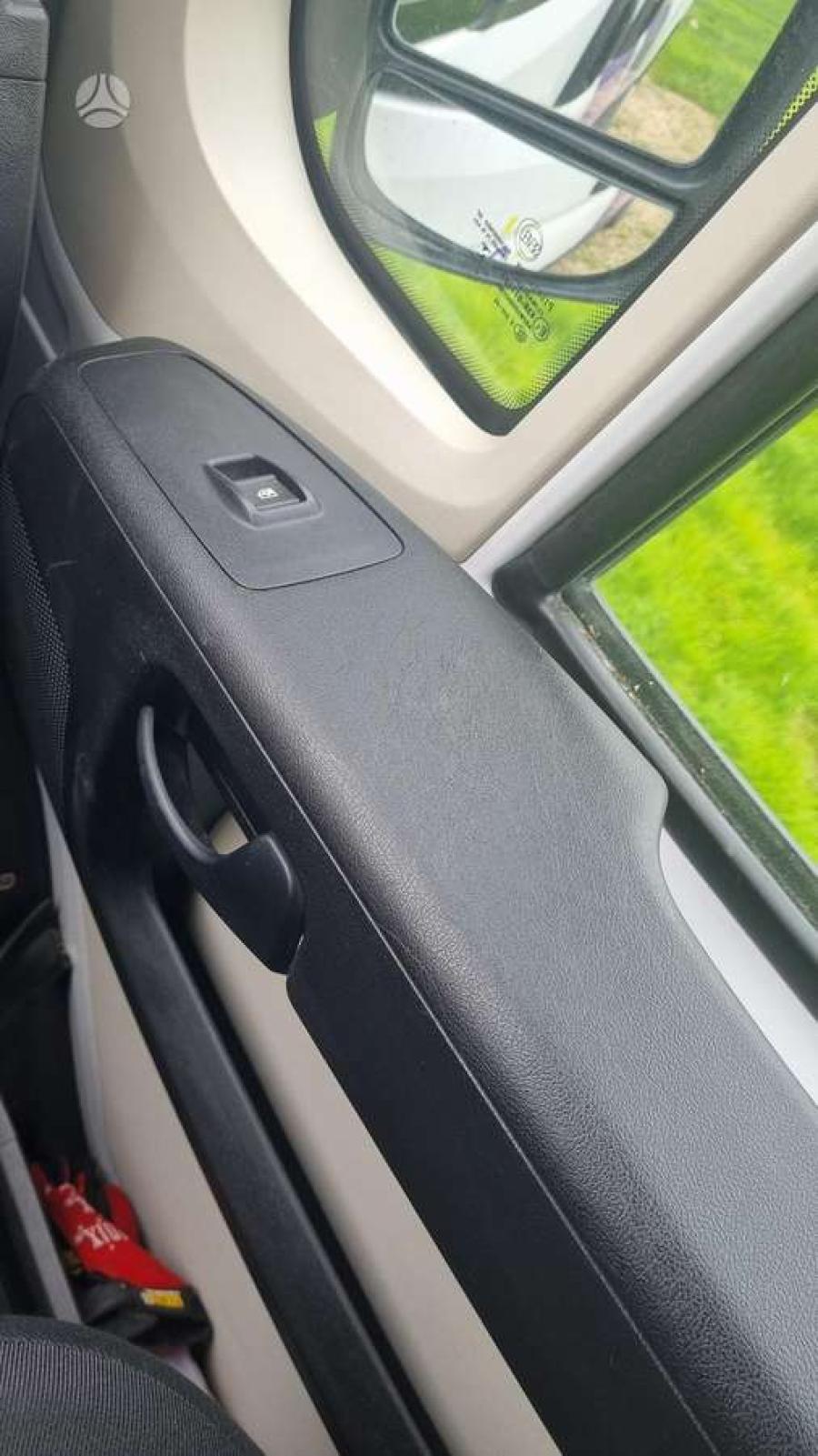 White Fiat Ducato 2019 in Panevezys, with an engine capacity of 2.30 L and mileage of 136 thousand km for 11000 €, photo 19 on AUTOMOTO.COM.LV