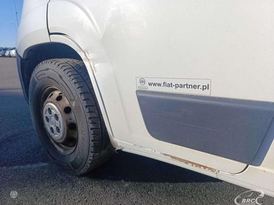 Balts Fiat Ducato 2019 Viļņa, ar dzinēja tilpumu 2.29 L un nobraukumu 393 tūkst. km par 5500 €, foto 15 vietnē AUTOMOTO.COM.LV