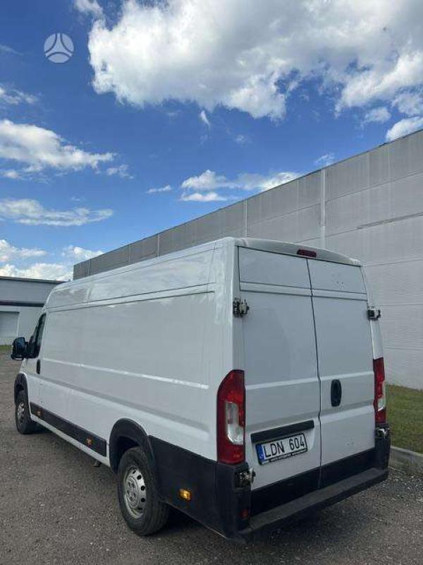 White Fiat Ducato 2019 in Alytus, with an engine capacity of 2.29 L and mileage of 258 thousand km for 9750 €, photo 6 on AUTOMOTO.COM.LV