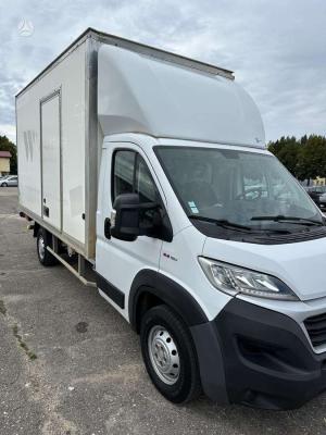 White Fiat Ducato 2019 in Taurage, with an engine capacity of 2.29 L and mileage of 307 thousand km for 11500 €, photo 4 on AUTOMOTO.COM.LV