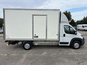 White Fiat Ducato 2019 in Taurage, with an engine capacity of 2.29 L and mileage of 307 thousand km for 11500 €, photo 5 on AUTOMOTO.COM.LV