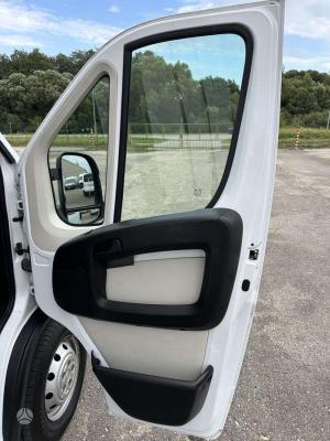 White Fiat Ducato 2019 in Taurage, with an engine capacity of 2.29 L and mileage of 307 thousand km for 11500 €, photo 15 on AUTOMOTO.COM.LV