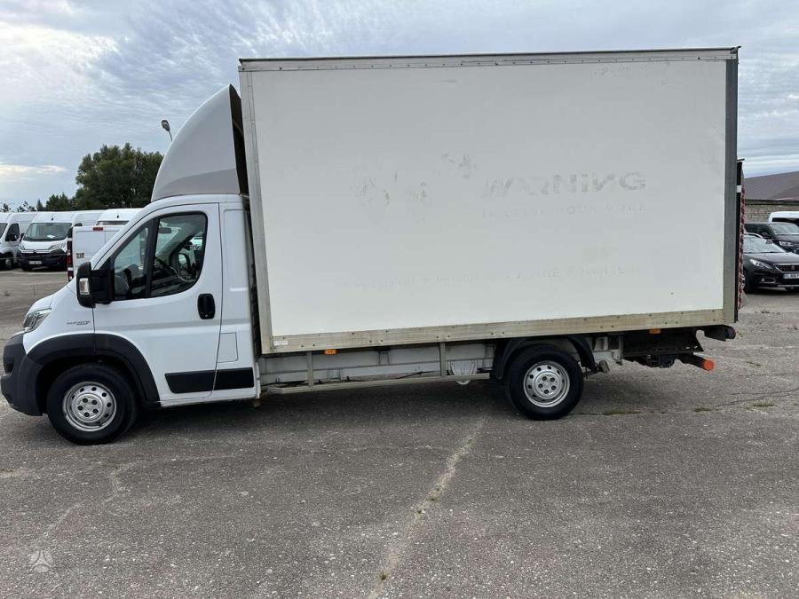 Balts Fiat Ducato 2019 Tauragė, ar dzinēja tilpumu 2.29 L un nobraukumu 307 tūkst. km par 11500 €, foto 9 vietnē AUTOMOTO.COM.LV