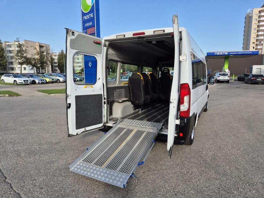 Balts Fiat Ducato 2019 Panevēža, ar dzinēja tilpumu 2.29 L un nobraukumu 394 tūkst. km par 7100 €, foto 22 vietnē AUTOMOTO.COM.LV