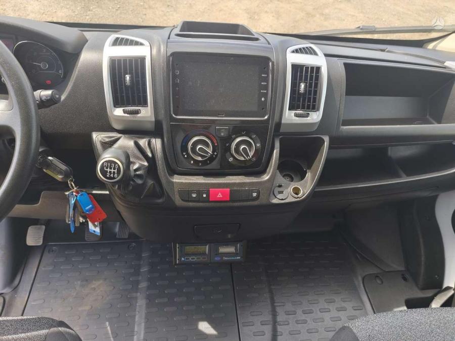 White Fiat Ducato 2020 in Taurage, with an engine capacity of 2.30 L and mileage of 205 thousand km for 11253 €, photo 14 on AUTOMOTO.COM.LV