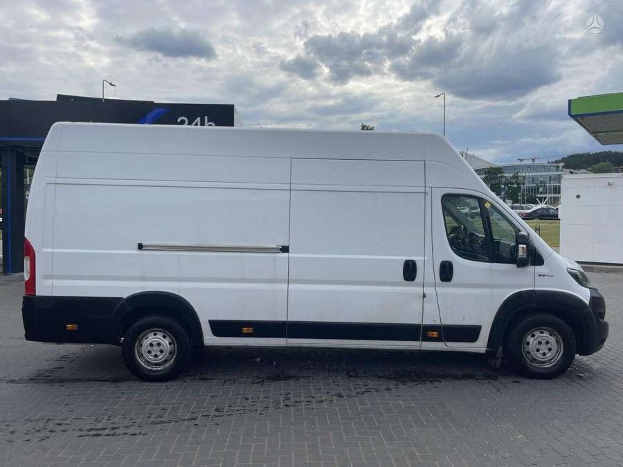 Balts Fiat Ducato 2020 Viļņa, ar dzinēja tilpumu 2.29 L un nobraukumu 200 tūkst. km par 14000 €, foto 8 vietnē AUTOMOTO.COM.LV