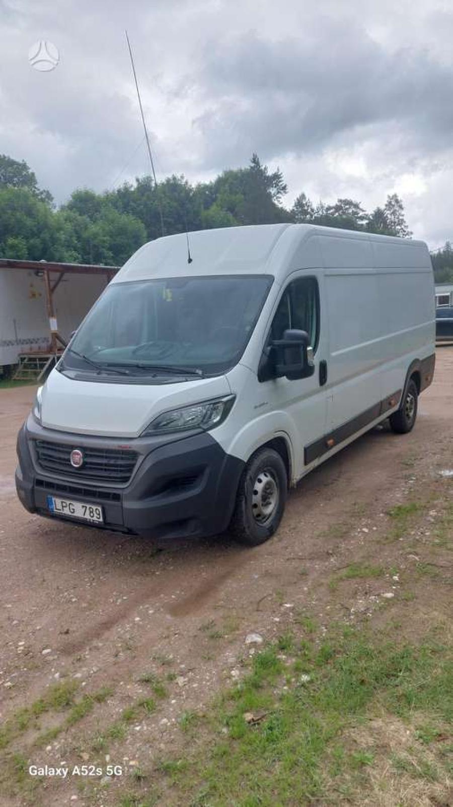 White Fiat Ducato 2020 in Vilnius, with an engine capacity of 2.29 L and mileage of 400 thousand km for 7000 €, photo 3 on AUTOMOTO.COM.LV