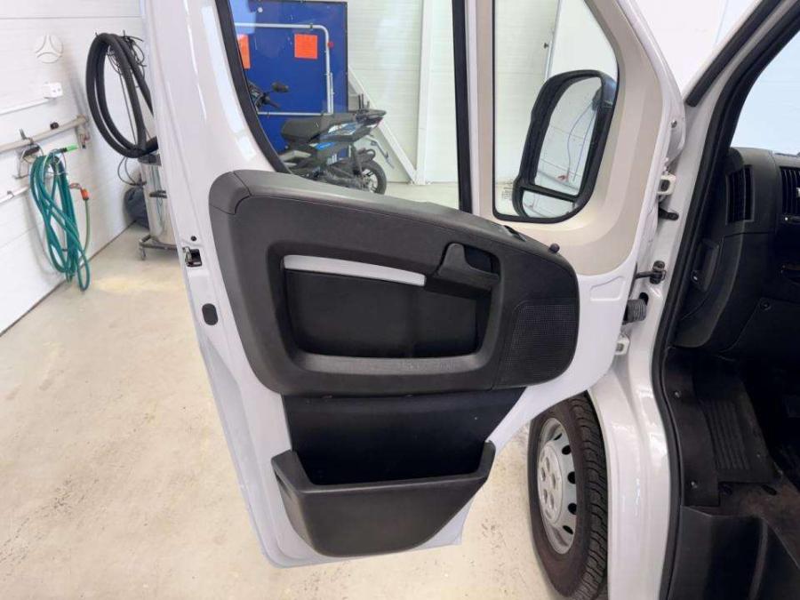 Balts Fiat Ducato 2020 Radviliškis, ar dzinēja tilpumu 2.29 L un nobraukumu 222 tūkst. km par 15669 €, foto 7 vietnē AUTOMOTO.COM.LV