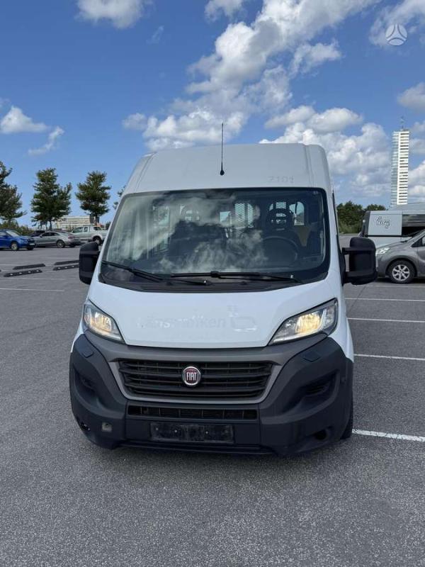 White Fiat Ducato 2020 in Klaipeda, with an engine capacity of 2.30 L and mileage of 372 thousand km for 8500 €, photo 5 on AUTOMOTO.COM.LV