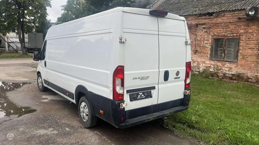 Balts Fiat Ducato 2020 Alīta, ar dzinēja tilpumu 2.29 L un nobraukumu 370 tūkst. km par 3500 €, foto 3 vietnē AUTOMOTO.COM.LV