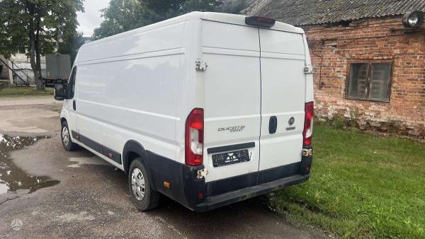White Fiat Ducato 2020 in Alytus, with an engine capacity of 2.29 L and mileage of 370 thousand km for 3500 €, photo 3 on AUTOMOTO.COM.LV