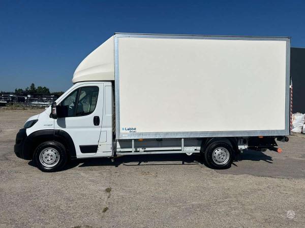 White Fiat Ducato 2020 in Kaunas, with an engine capacity of 2.30 L and mileage of 187 thousand km for 13800 €, photo 5 on AUTOMOTO.COM.LV