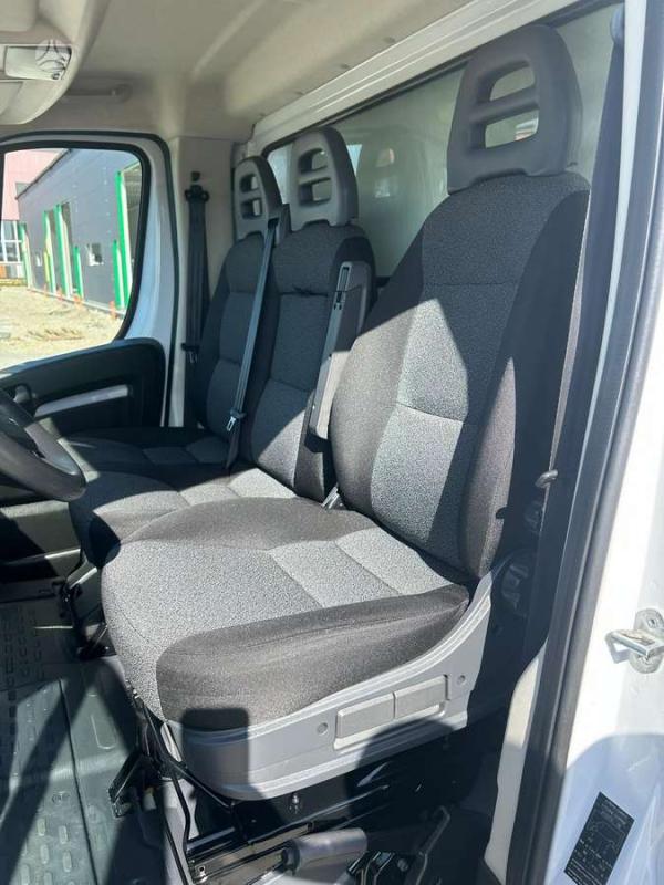 White Fiat Ducato 2020 in Kaunas, with an engine capacity of 2.30 L and mileage of 187 thousand km for 13800 €, photo 10 on AUTOMOTO.COM.LV