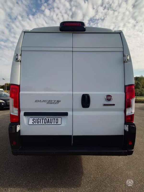 White Fiat Ducato 2020 in Taurage, with an engine capacity of 2.30 L and mileage of 310 thousand km for 11737 €, photo 7 on AUTOMOTO.COM.LV