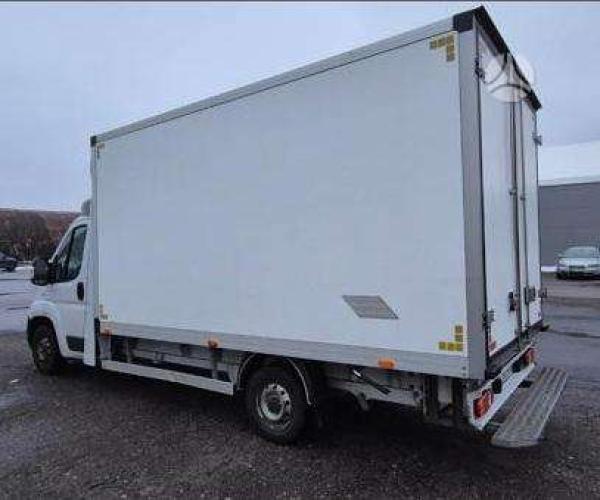 White Fiat Ducato 2021 in Jonava, with an engine capacity of 0.00 L and mileage of 368 thousand km for 999 €, photo 5 on AUTOMOTO.COM.LV