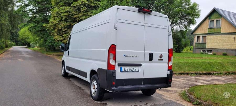 White Fiat Ducato 2021 in Elektrenai, with an engine capacity of 0.00 L and mileage of 28 thousand km for 14950 €, photo 6 on AUTOMOTO.COM.LV