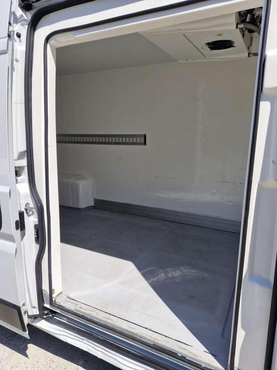 Balts Fiat Ducato 2021 Telšiai, ar dzinēja tilpumu 2.29 L un nobraukumu 173 tūkst. km par 10900 €, foto 11 vietnē AUTOMOTO.COM.LV