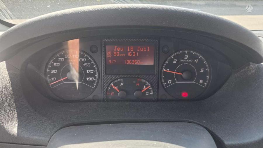 Balts Fiat Ducato 2021 Birštonas, ar dzinēja tilpumu 2.30 L un nobraukumu 136 tūkst. km par 9500 €, foto 22 vietnē AUTOMOTO.COM.LV