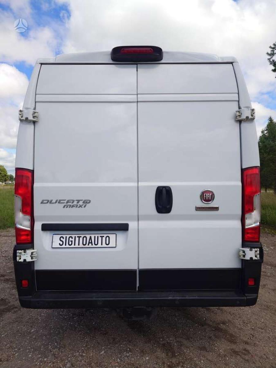 White Fiat Ducato 2021 in Taurage, with an engine capacity of 2.30 L and mileage of 180 thousand km for 13189 €, photo 7 on AUTOMOTO.COM.LV