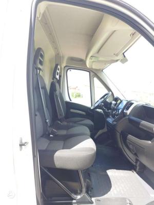 White Fiat Ducato 2021 in Taurage, with an engine capacity of 2.30 L and mileage of 180 thousand km for 13189 €, photo 11 on AUTOMOTO.COM.LV