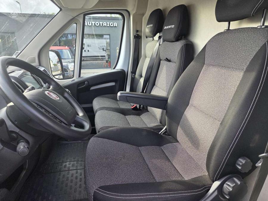 White Fiat Ducato 2021 in Taurage, with an engine capacity of 2.29 L and mileage of 196 thousand km for 11011 €, photo 11 on AUTOMOTO.COM.LV