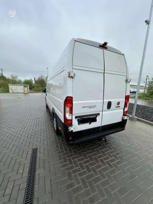 White Fiat Ducato 2021 in Kaunas, with an engine capacity of 2.21 L and mileage of 290 thousand km for 13000 €, photo 5 on AUTOMOTO.COM.LV