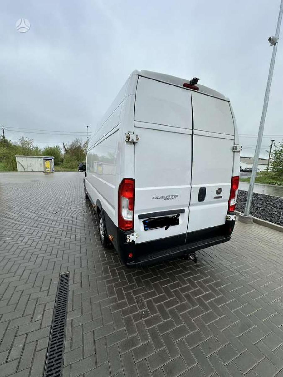 White Fiat Ducato 2021 in Kaunas, with an engine capacity of 2.21 L and mileage of 290 thousand km for 13000 €, photo 5 on AUTOMOTO.COM.LV