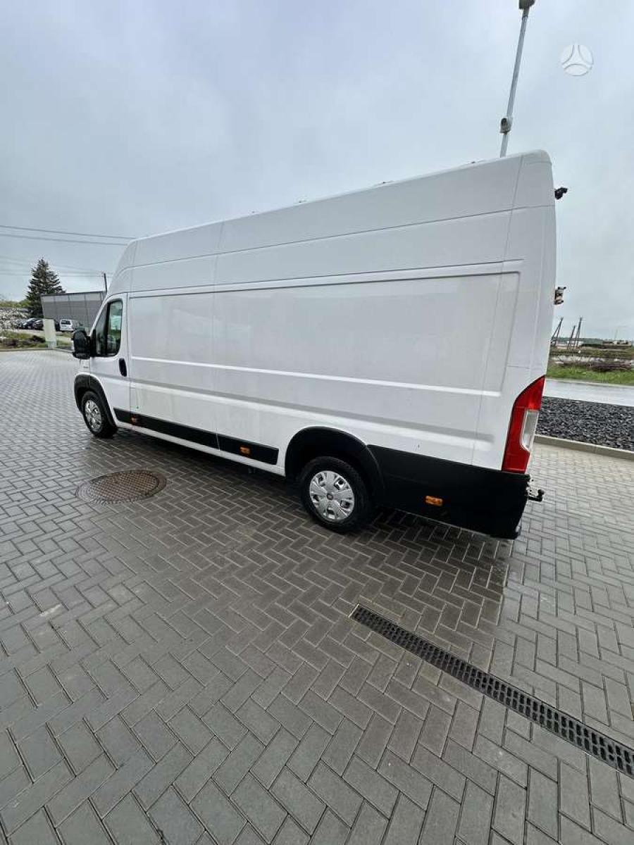 White Fiat Ducato 2021 in Kaunas, with an engine capacity of 2.21 L and mileage of 290 thousand km for 13000 €, photo 6 on AUTOMOTO.COM.LV