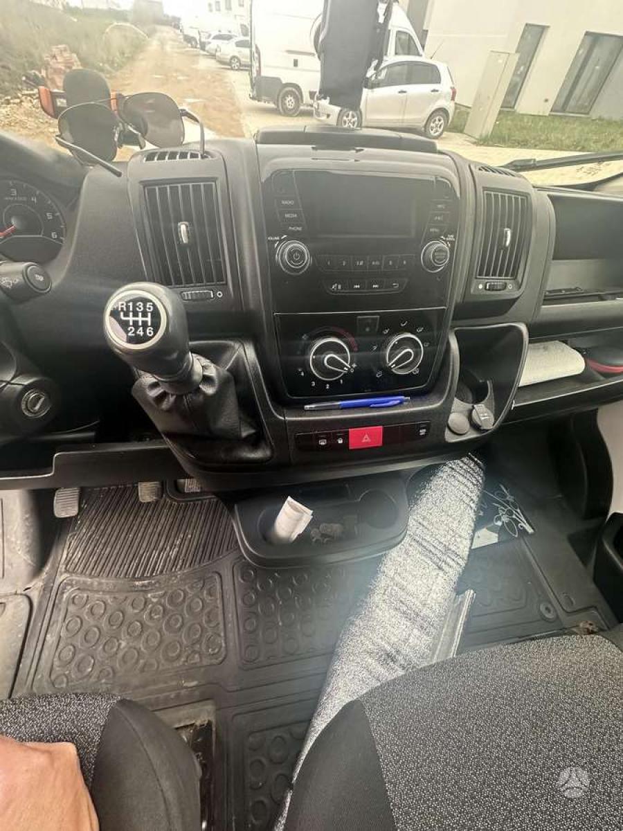 White Fiat Ducato 2021 in Kaunas, with an engine capacity of 2.21 L and mileage of 290 thousand km for 13000 €, photo 13 on AUTOMOTO.COM.LV