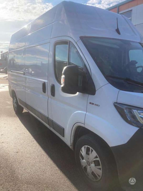 White Fiat Ducato 2021 in Vilnius, with an engine capacity of 2.29 L and mileage of 294 thousand km for 9500 €, photo 4 on AUTOMOTO.COM.LV
