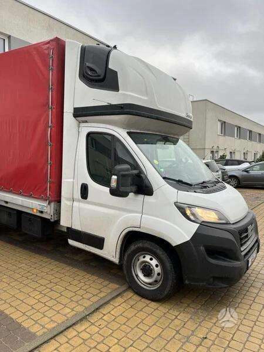 White Fiat Ducato 2022 in Kaunas, with an engine capacity of 0.00 L and mileage of 300 thousand km for 18500 €, photo 1 on AUTOMOTO.COM.LV