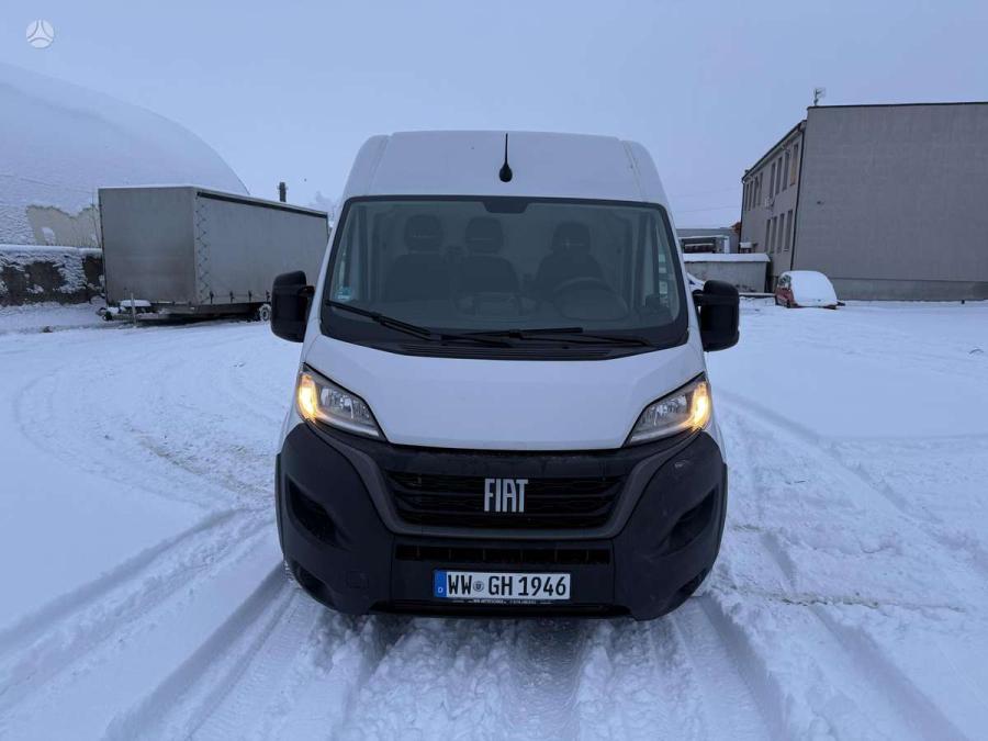 White Fiat Ducato 2022 in Kupiskis, with an engine capacity of 2.18 L and mileage of 305 thousand km for 13500 €, photo 2 on AUTOMOTO.COM.LV