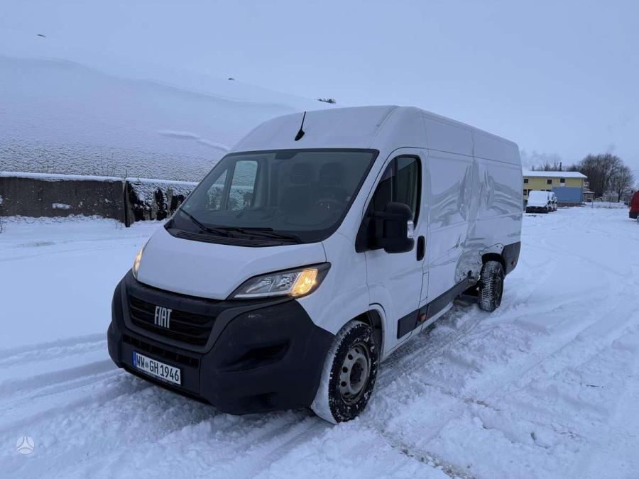 White Fiat Ducato 2022 in Kupiskis, with an engine capacity of 2.18 L and mileage of 305 thousand km for 12400 €, photo 1 on AUTOMOTO.COM.LV